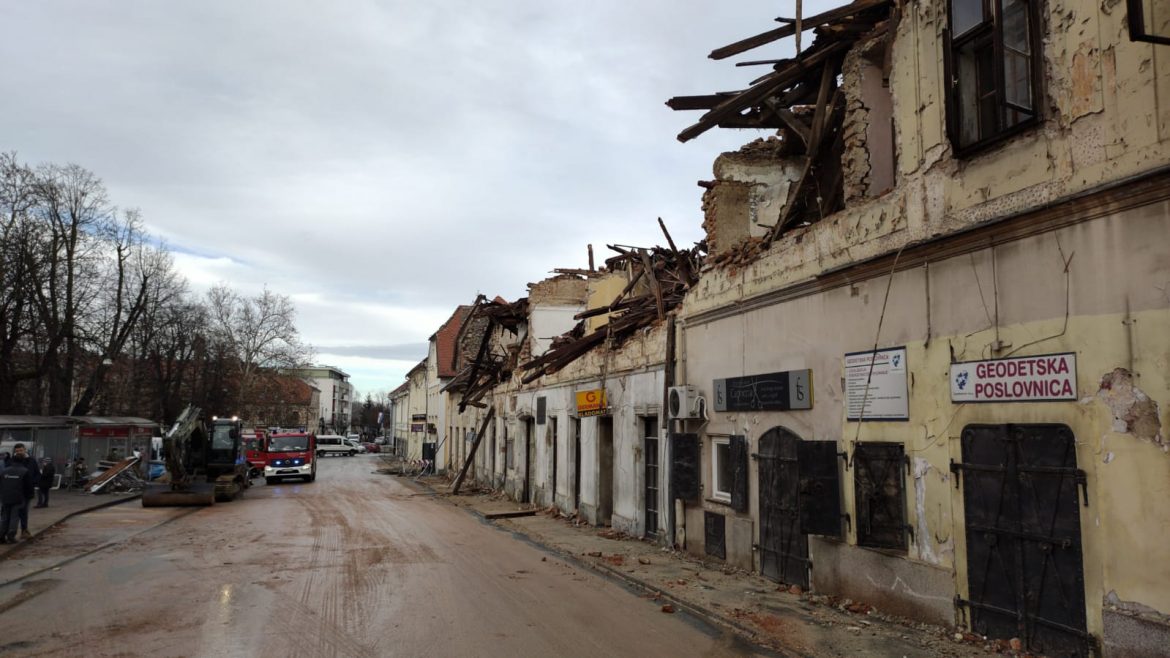 NOVI POTRESI UGROŽAVAJU INFRASTRUKTURU: Komunalci normalizirali stanje ...
